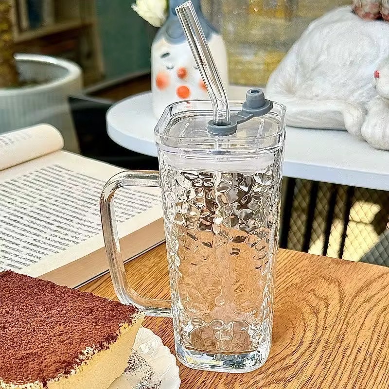 Vaso de vidrio + sorbito + asa - Deluxe Home Deco